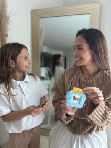 Bilingual Buddy- Spanish & English Speaking Flashcards – Montessori Dream